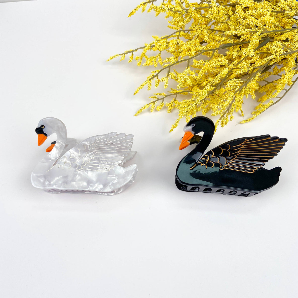 Acetate black and white swan hair claw clip – Mutual Adoration + POST