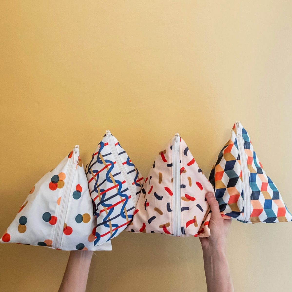 The Sound Waves Pyramid Pouch Travel Bag – Mutual Adoration + POST