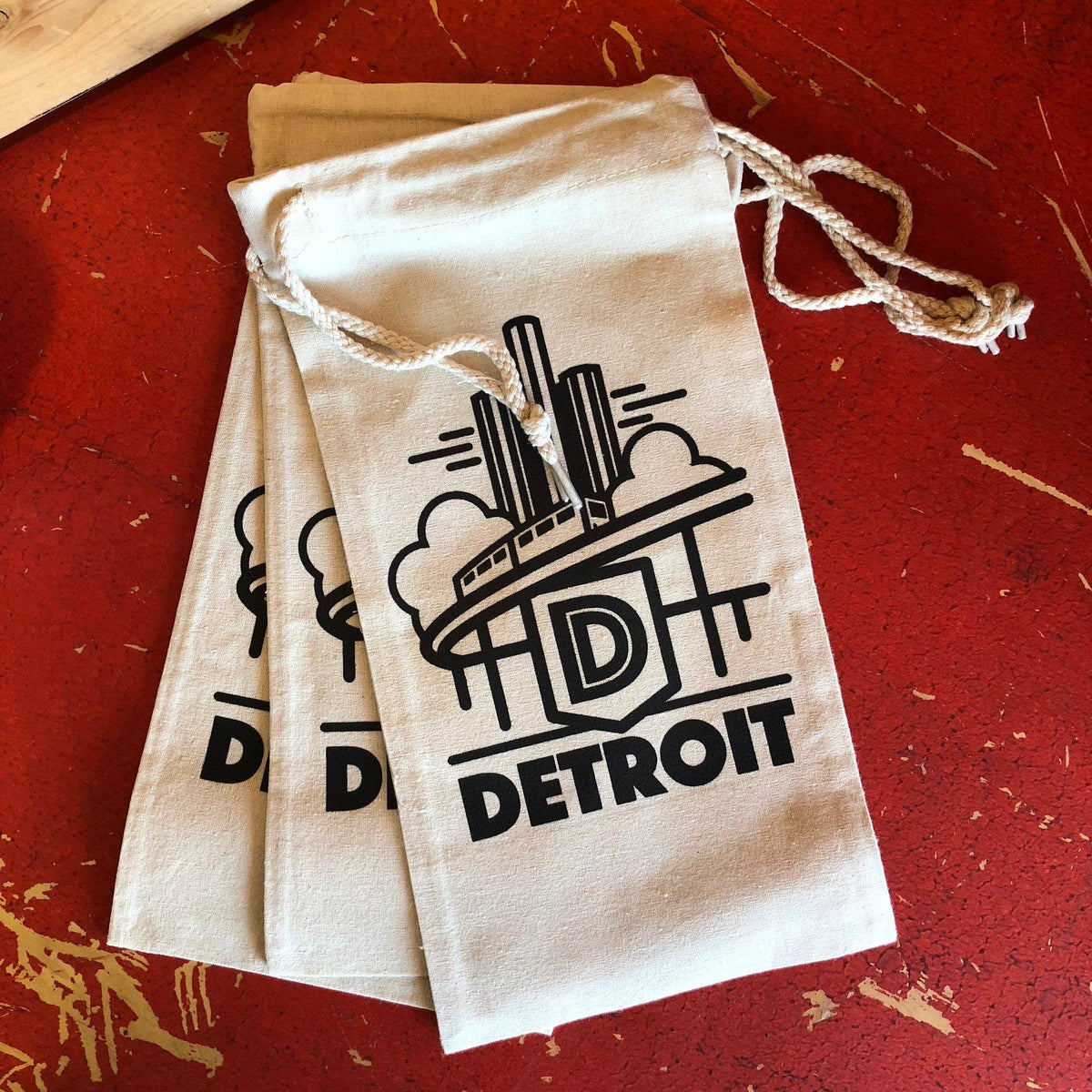 Detroit Wine Carrier Gift Bag – Mutual Adoration + POST